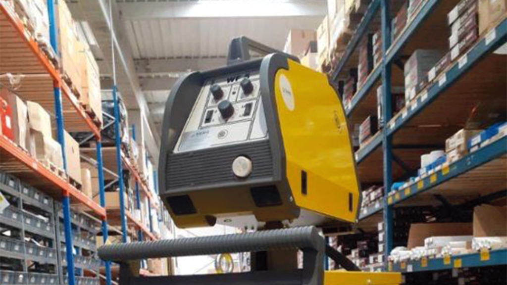 WF5: Closed mig wire feeder with 4 rolls